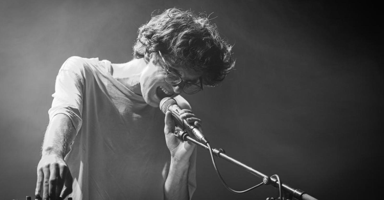 Leraar Lowie (30) staat binnenkort op Grensrock als Luigi Colzato: “Ik ...