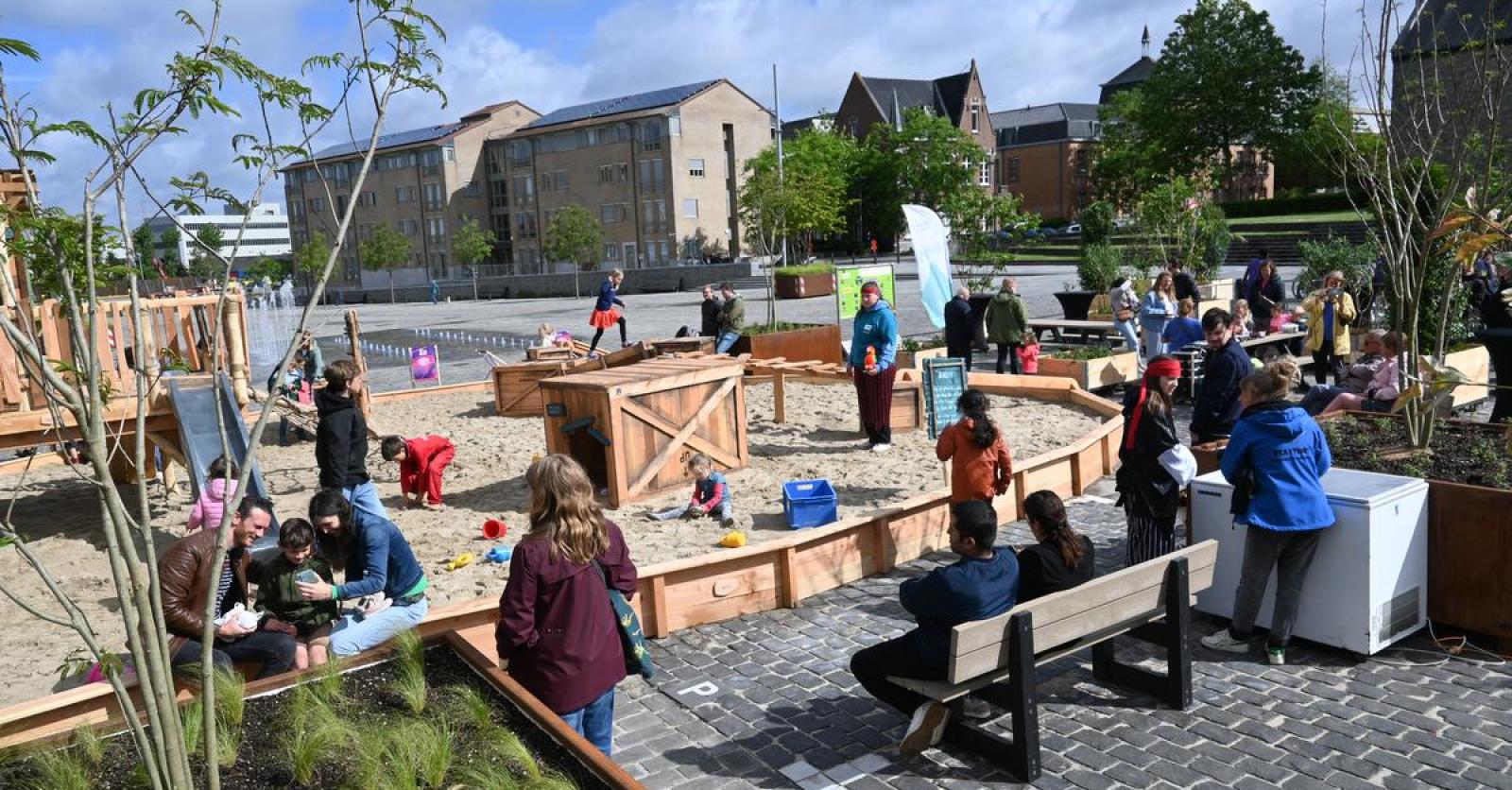 Melissa Depraetere wil graag opnieuw een speelpleintje op het ...