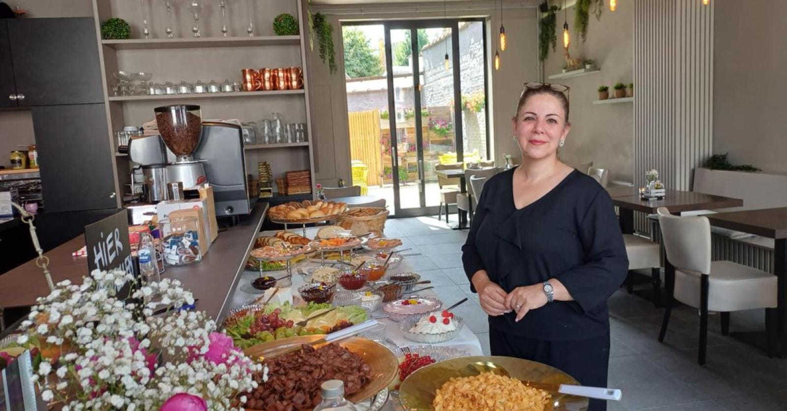 Sousan (49) opent restaurant Hanis in Roeselare: “Typisch Iraanse als ...