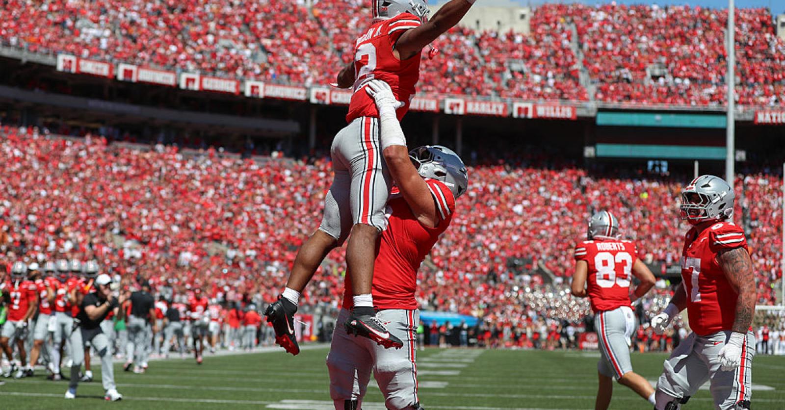 In het American football zijn spelers sneller en sterker dan ooit (en ...