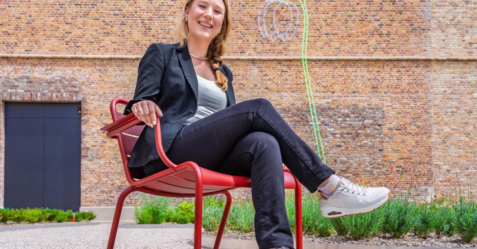 “Ik ben nu eenmaal leergierig”: Antropologe Ciska Debacker gaat voor ...