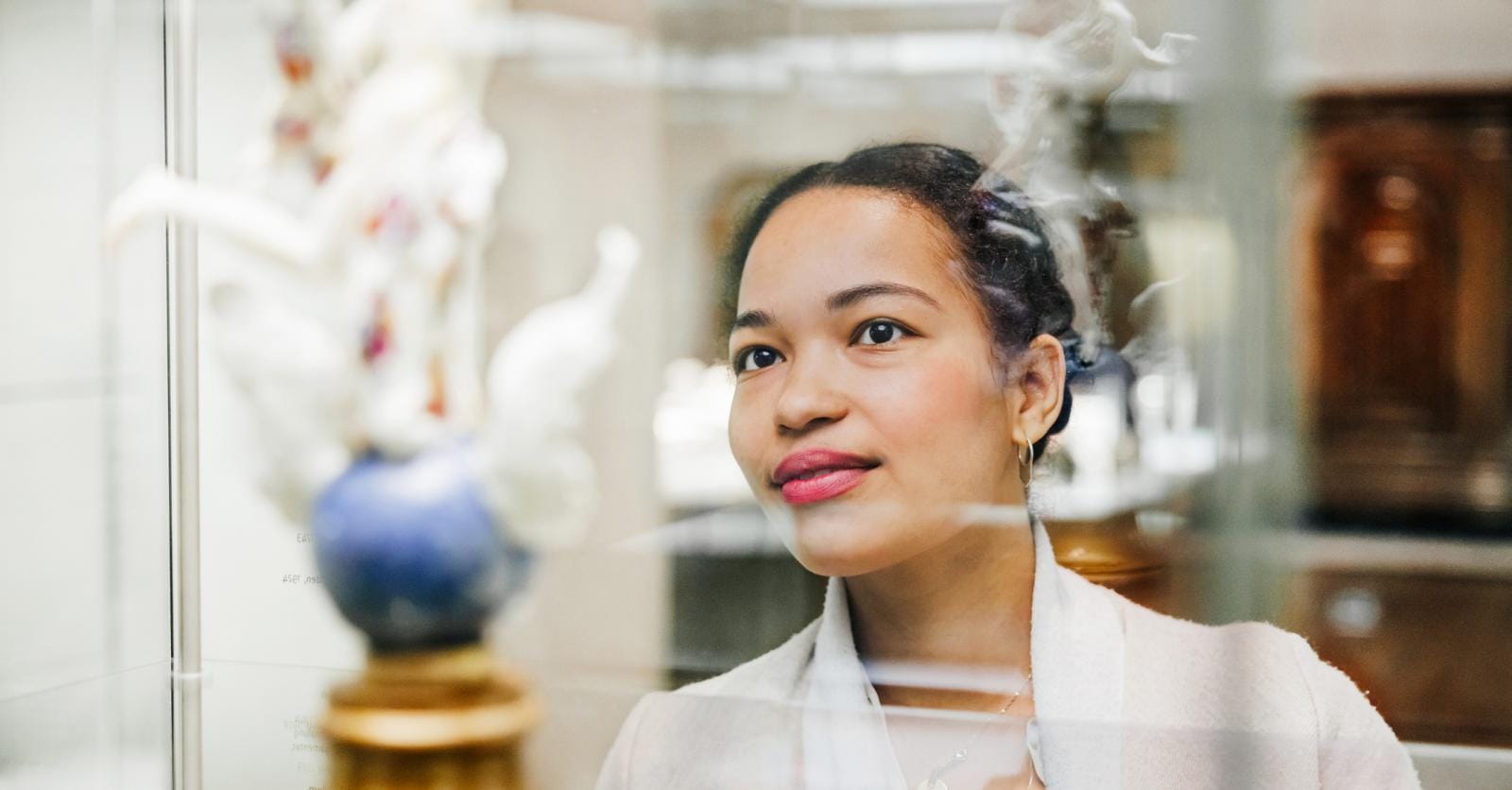 Collectionner de l'art, un hobby de jeunes femmes) riches?