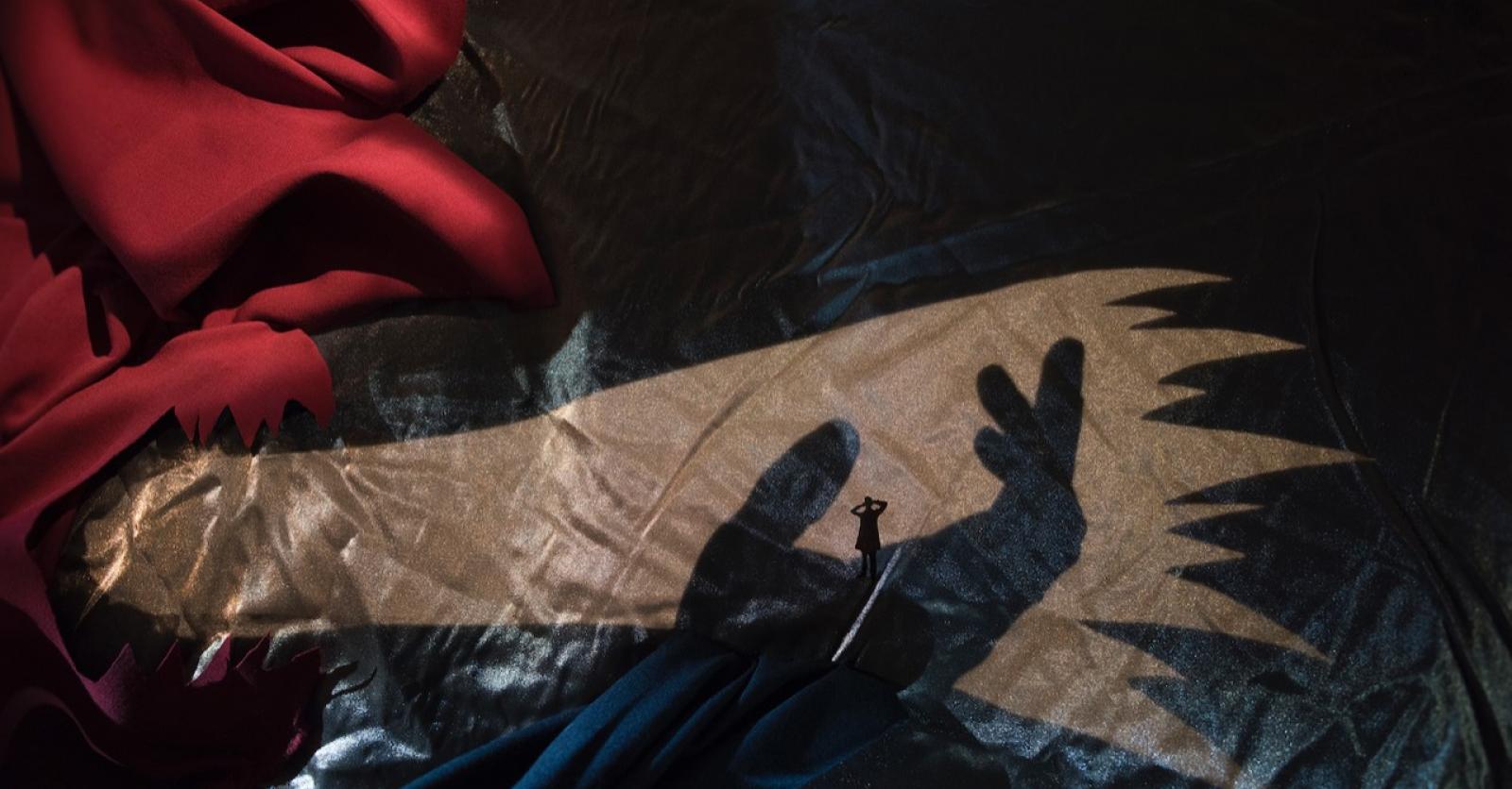 Le créateur Jean-Paul Knott s'expose au MAD Brussels