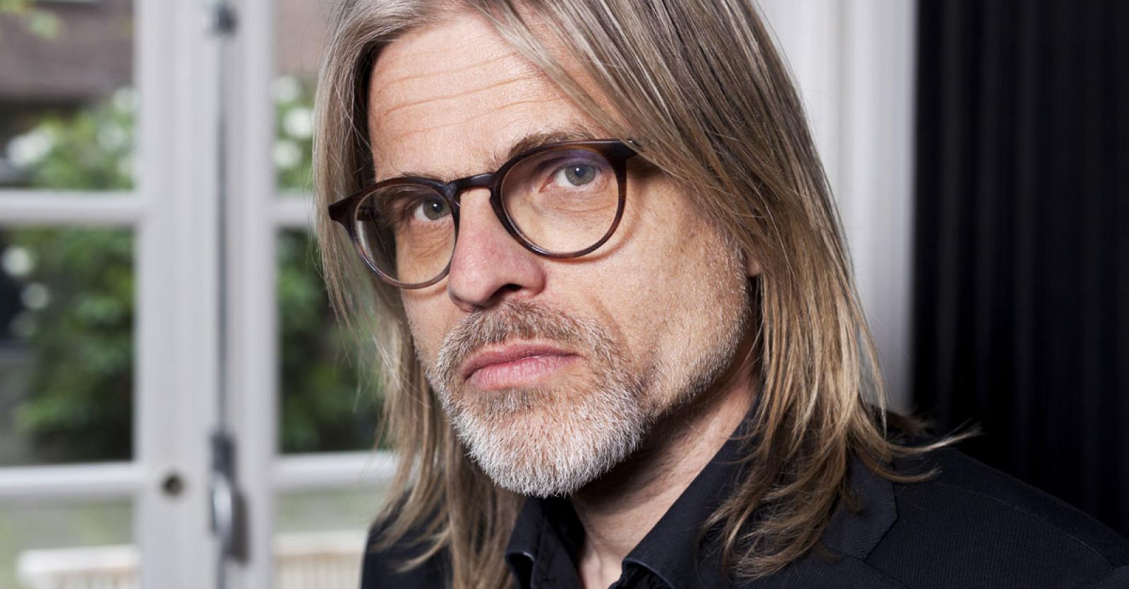 Het nieuwe boek van Rob van Essen: ‘We koesteren allemaal een ...