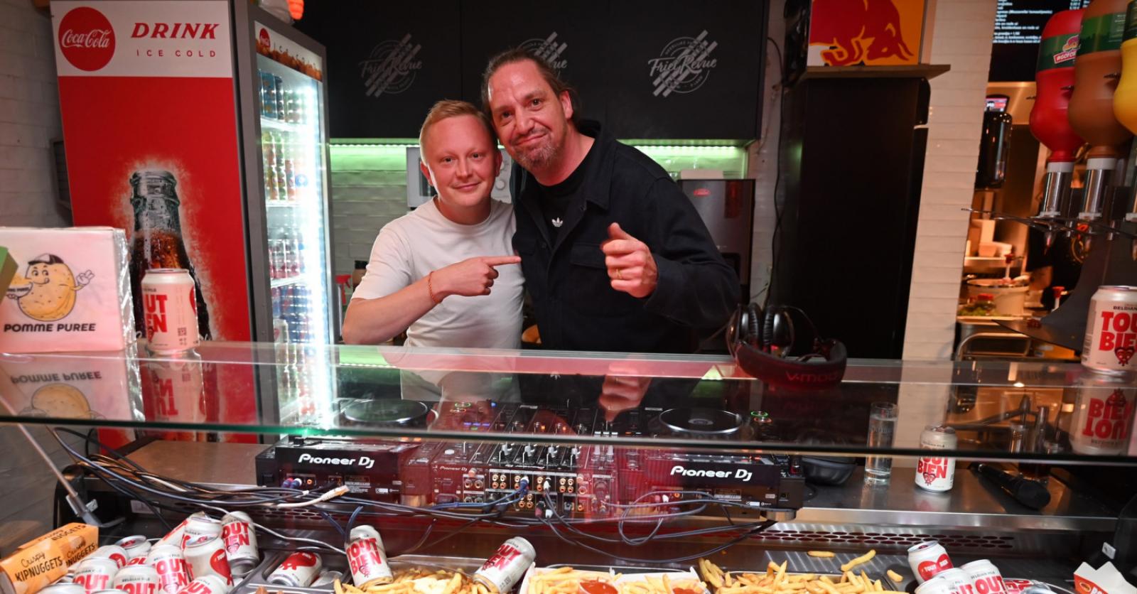Eerste Frietkot Rave had plaats in Blankenberge: "Was een mooie reclame ...