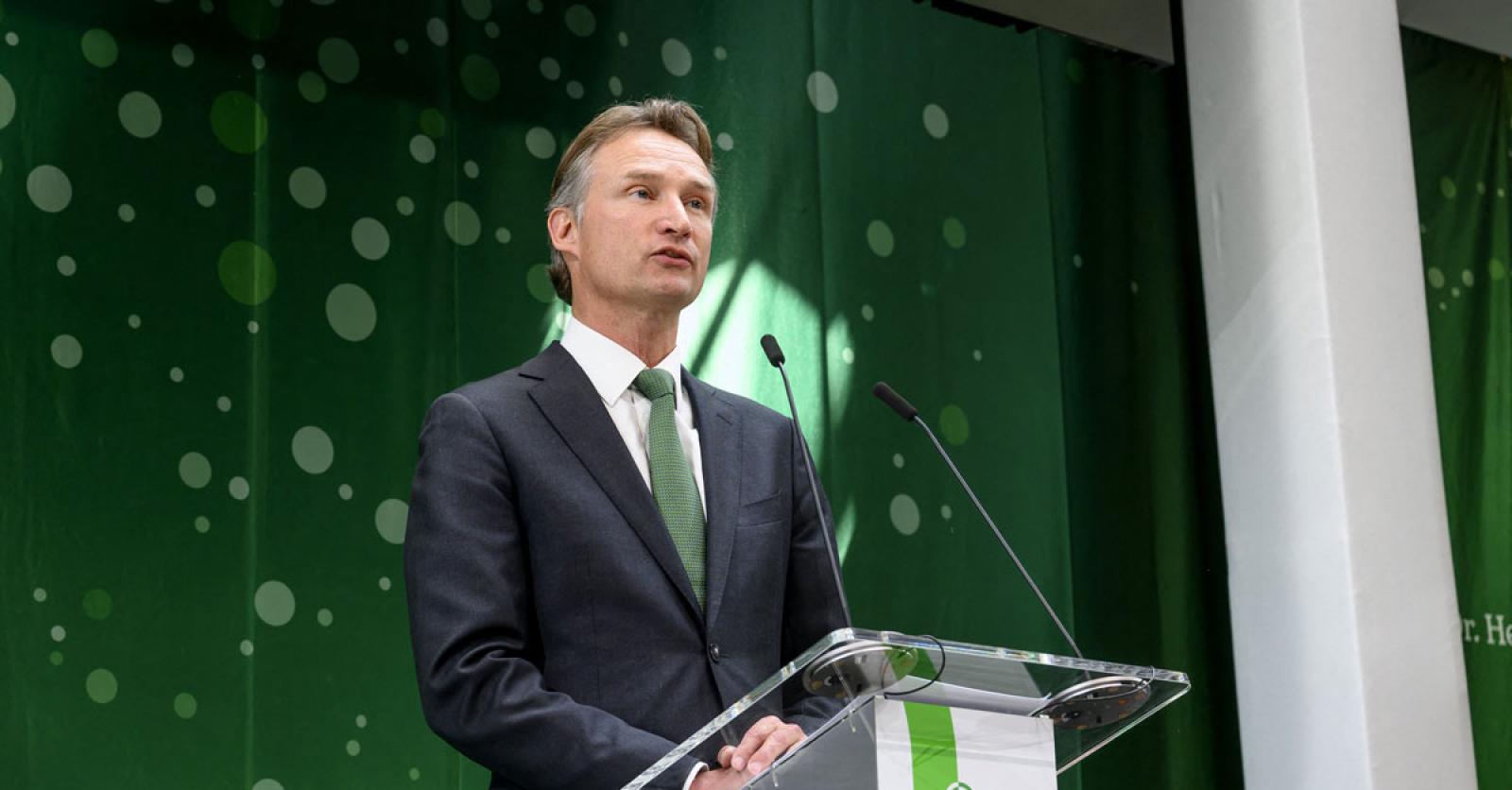 Live In het kort: nieuwsblog: Heineken ziet topman Dolf van den Brink ...