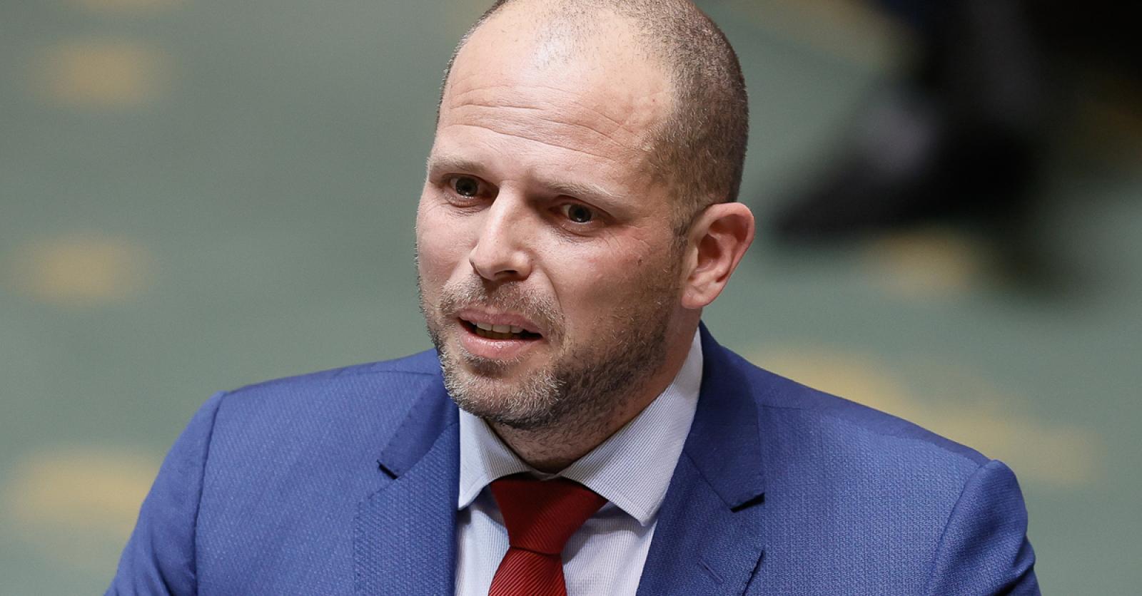 'Dat van die emmer was gewoon gênant': Francken biedt excuses aan na veelbesproken interview ...