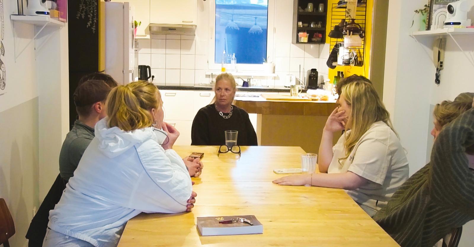 Kotmadam Sarafian: Barbara deelt slecht nieuws over gezondheid