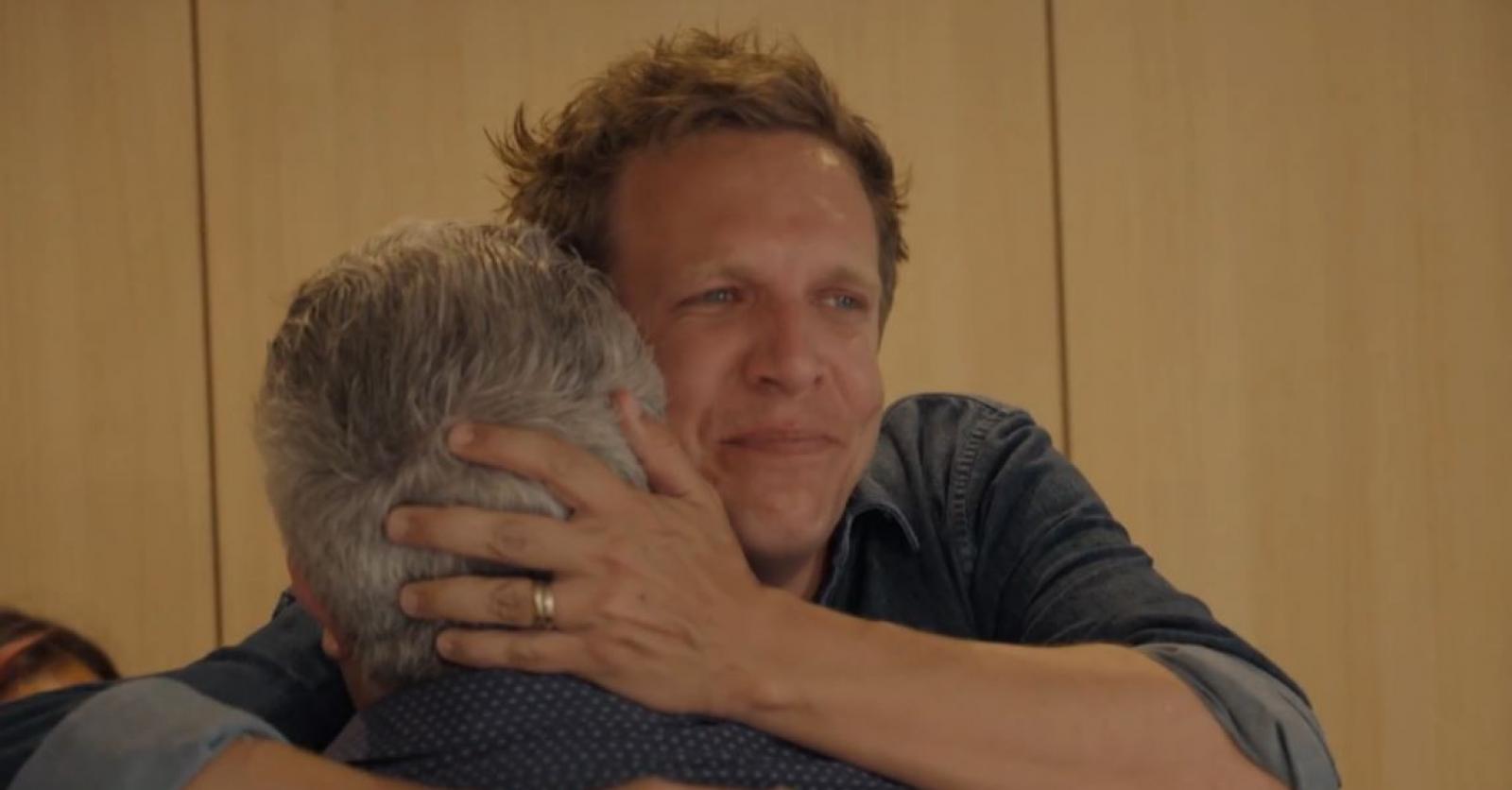 Extreme Makeover Vlaanderen: James vecht tegen de tranen