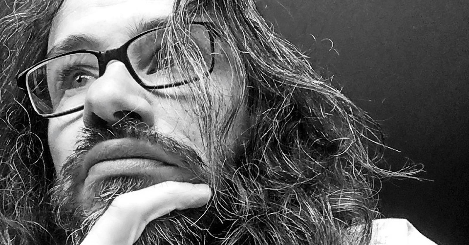 Waarover twijfelt dichter David Troch? ‘Nooit meer een marathon, zwoer ...