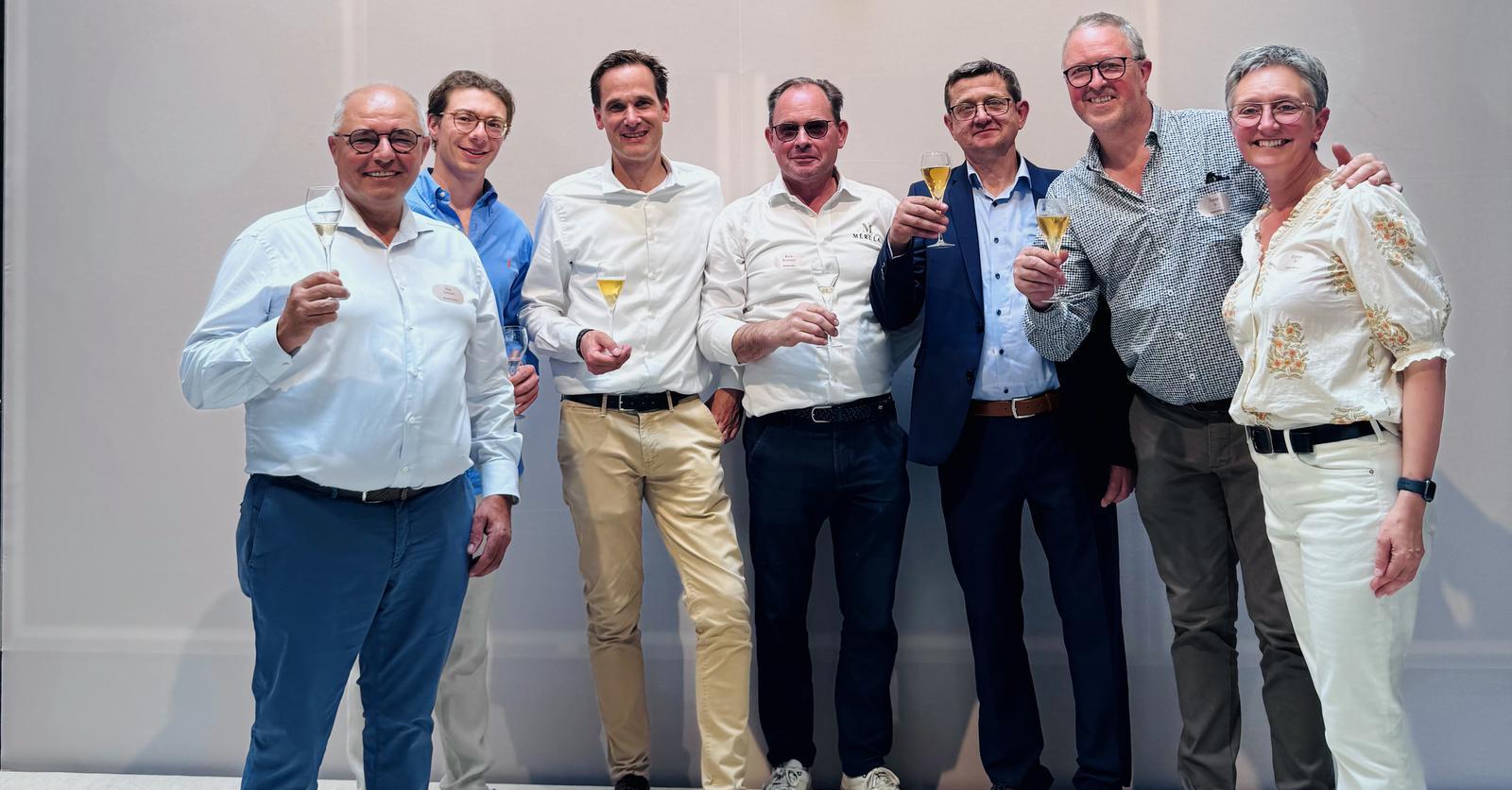 Drie wijndomeinen uit de Westhoek dragen het nieuwe BelBul-label ...