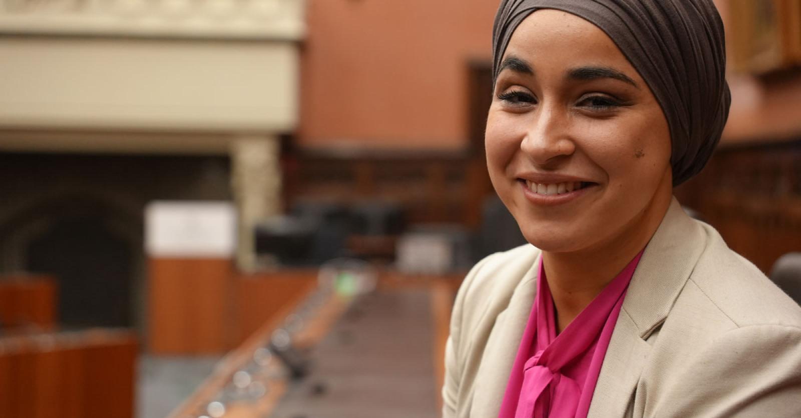 Zwarte, vrouwelijke sinterklaas verhuist naar andere Gentse locatie