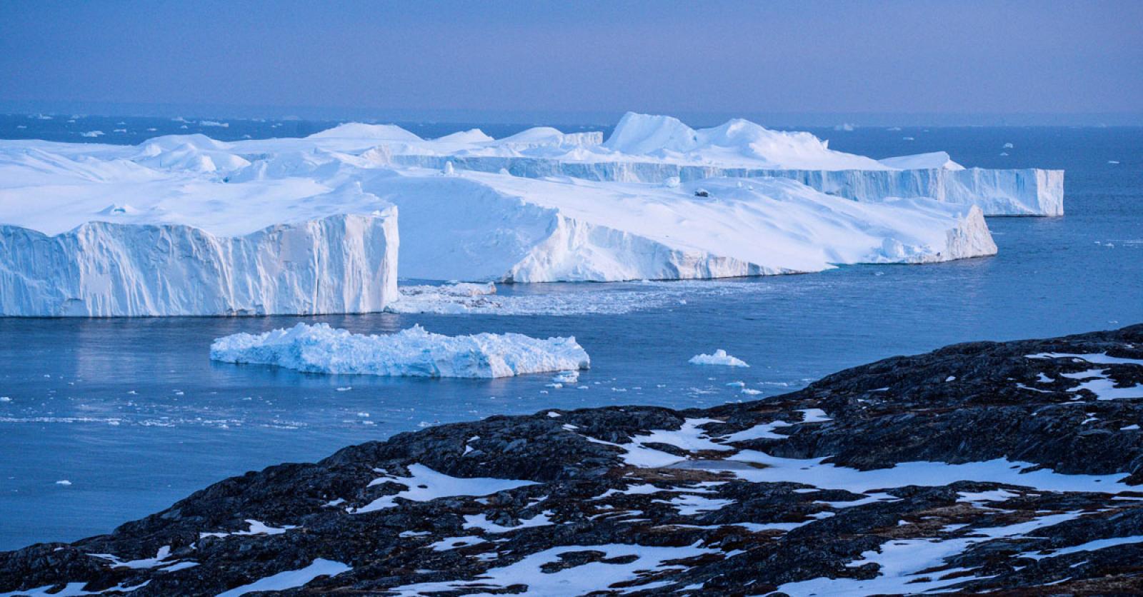 IJskappen Groenland krimpen sneller dan gedacht: per uur smelt 30 ...