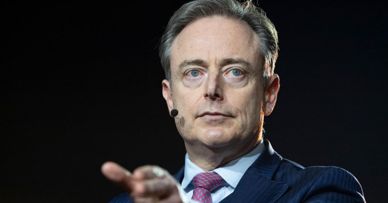 Overzicht: wie zijn de 14 ministers in de regering-De Wever?