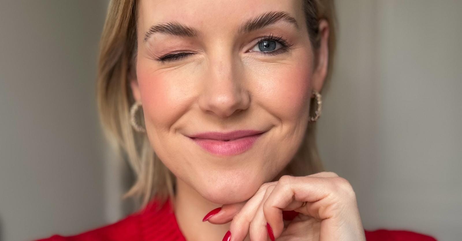 Rode blush is trending, maar hoe draag ik die en staat het me wel?