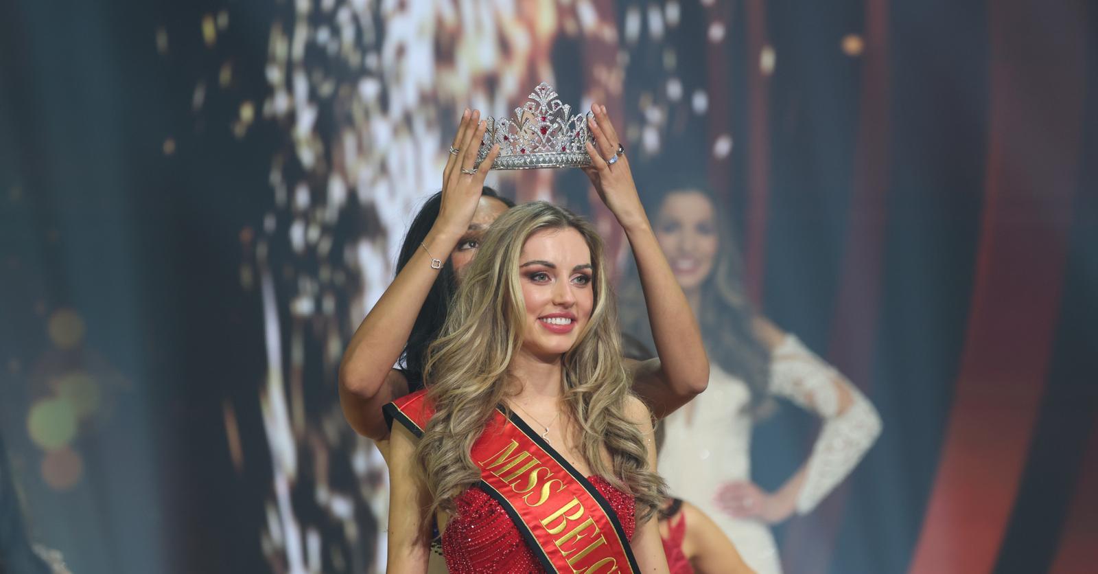 Miss Belgique 2025 est Karen Jansen