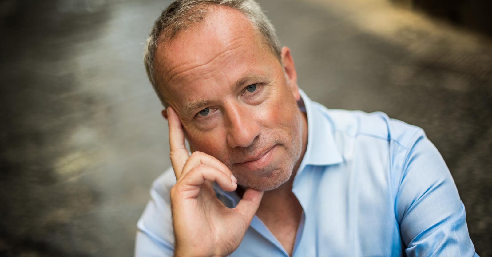 L’écrivain Philippe Vilain raconte son enfance, son émancipation et ...