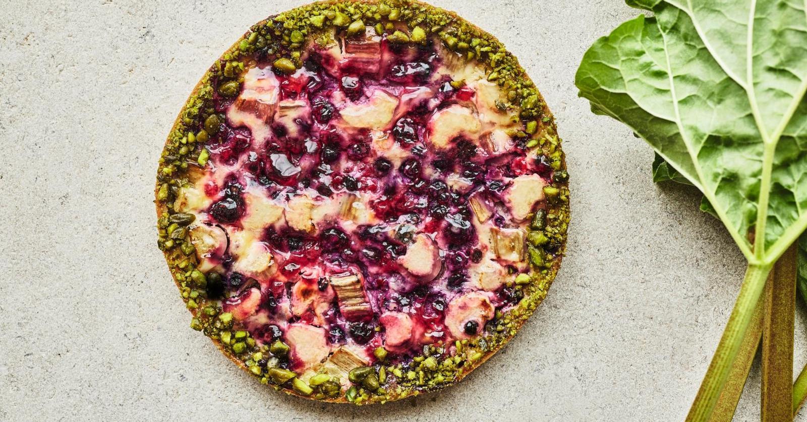 La recette du clafoutis aux fruits rouges et aux pistaches