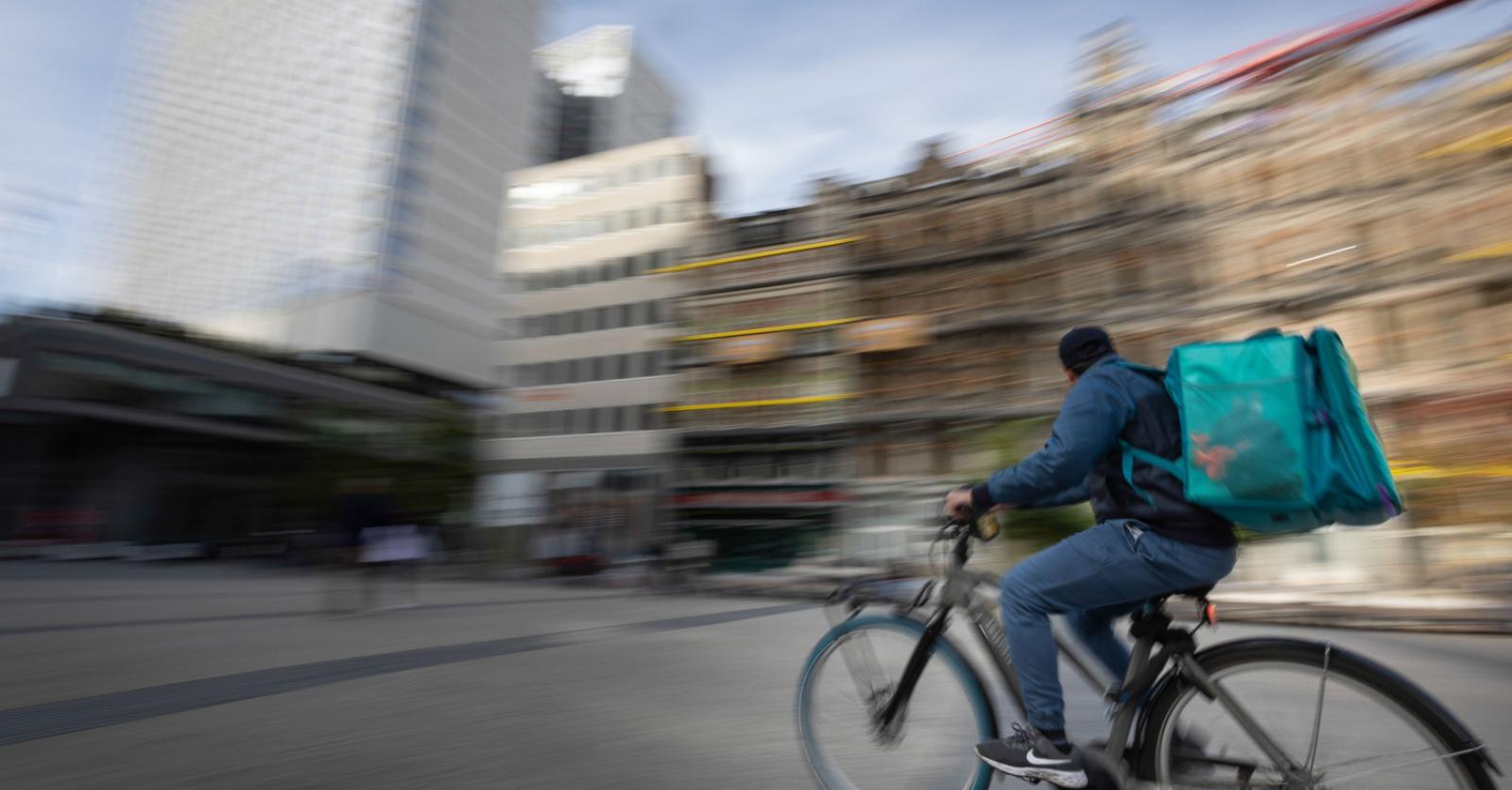 Working poor: steeds meer werkende mensen moeten bijklussen om de maand ...
