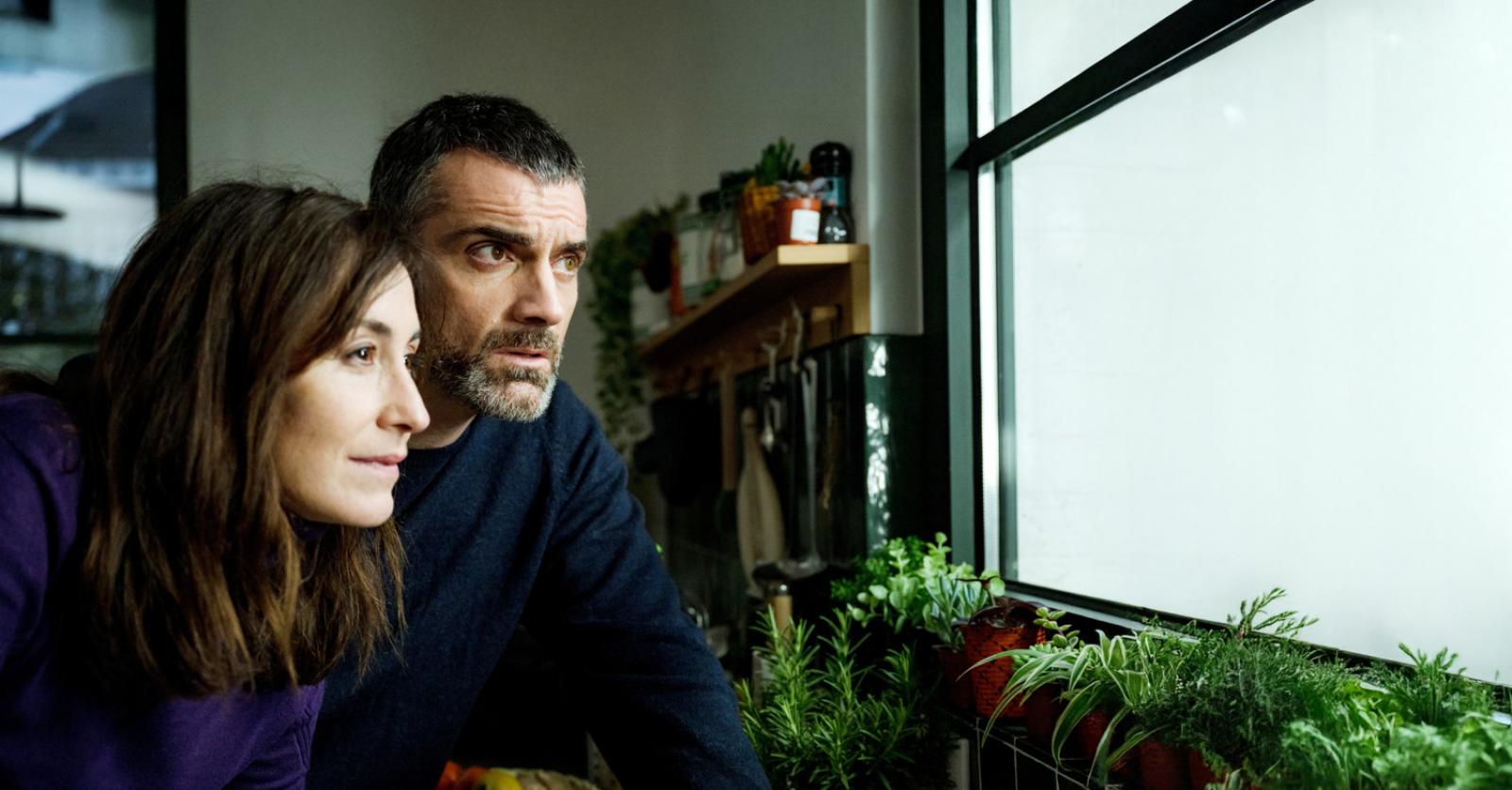 «Dans de beaux draps» (France 2) : Gil Alma dans de drôles de draps