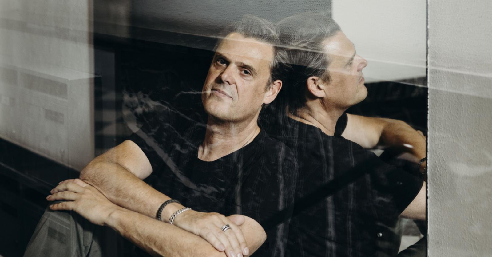 Schoenontwerper Guy Thiron na zijn haast fatale auto-ongeval: 'Al was ...
