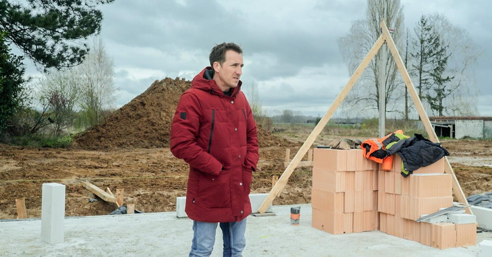 Andy en de Baksteen Belgen | Paniek bij problemen op de werf