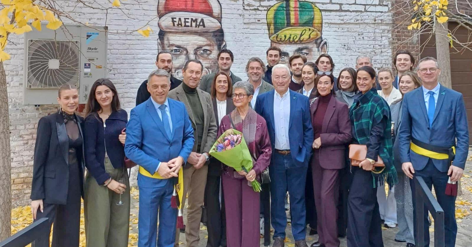 “We hebben elkaar leren kennen via de koers”: diamant voor ...