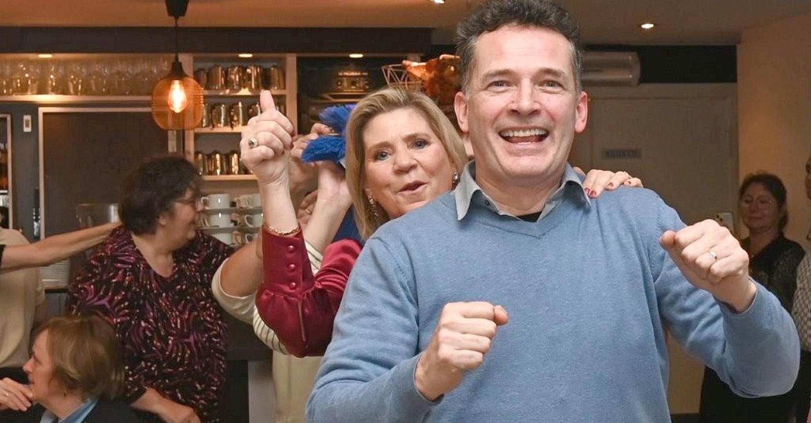 IN BEELD - Ten Stuyver in Oostende presenteert ’11 november show’ met ...
