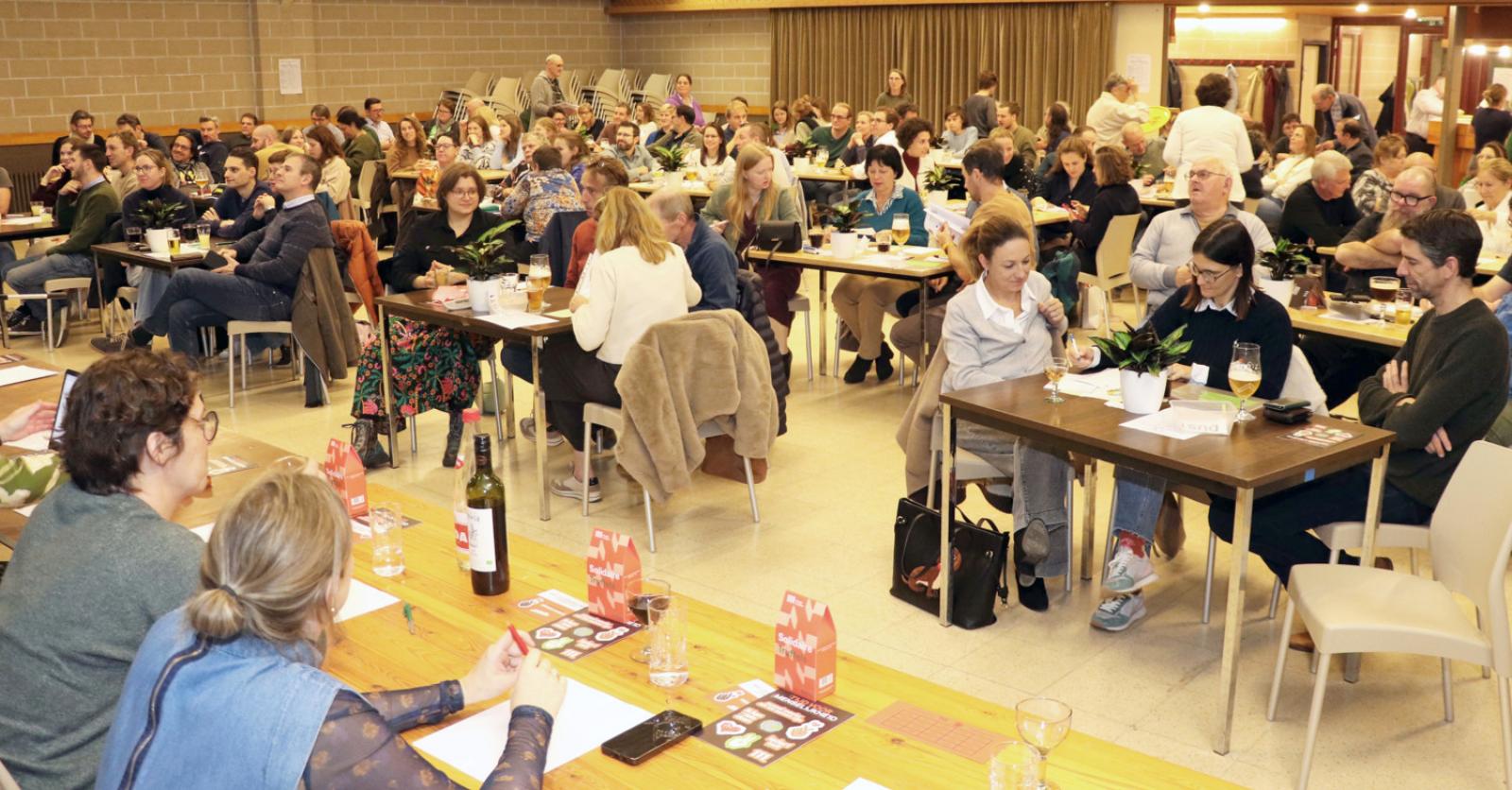 Volle zaal voor KweetetKwis - KW.be