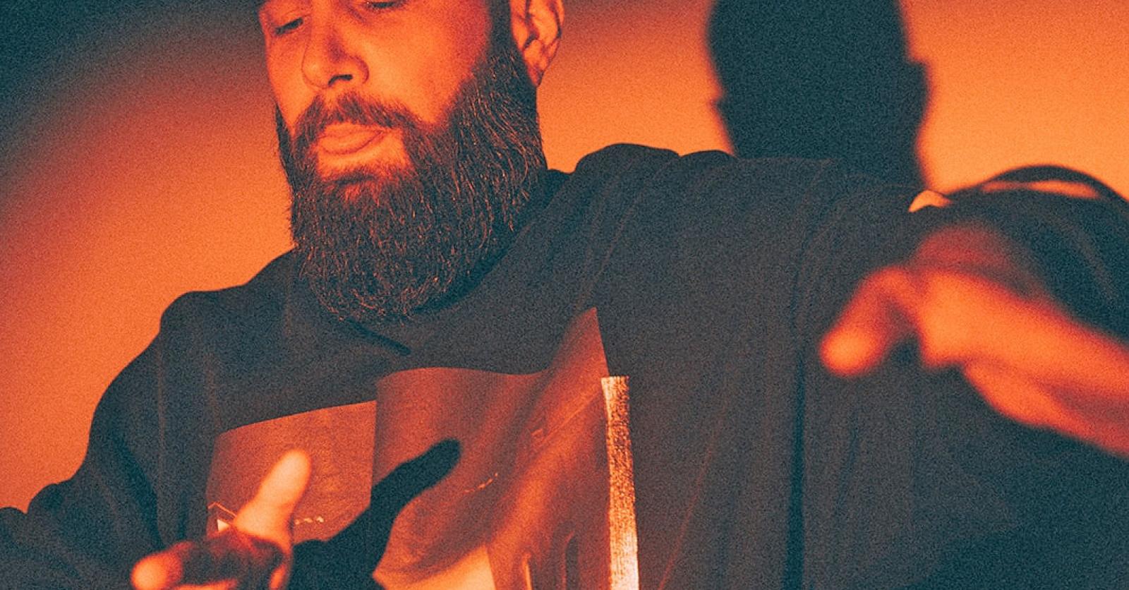 Rapper Walter Ego lanceert nieuw album ‘Applaus Vo De Landing’: “Ik ben ...