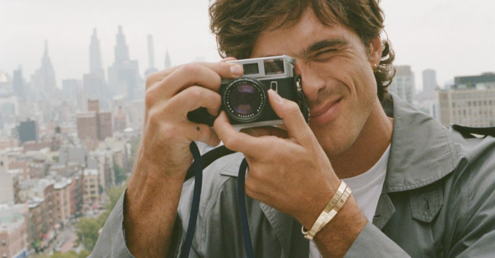 Jacob Elordi, nouveau visage du bracelet Love Unlimited de Cartier