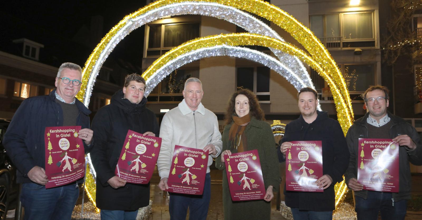 Handelaarsbond dompelt stadscentrum in kerstsfeer: “Met passende ...