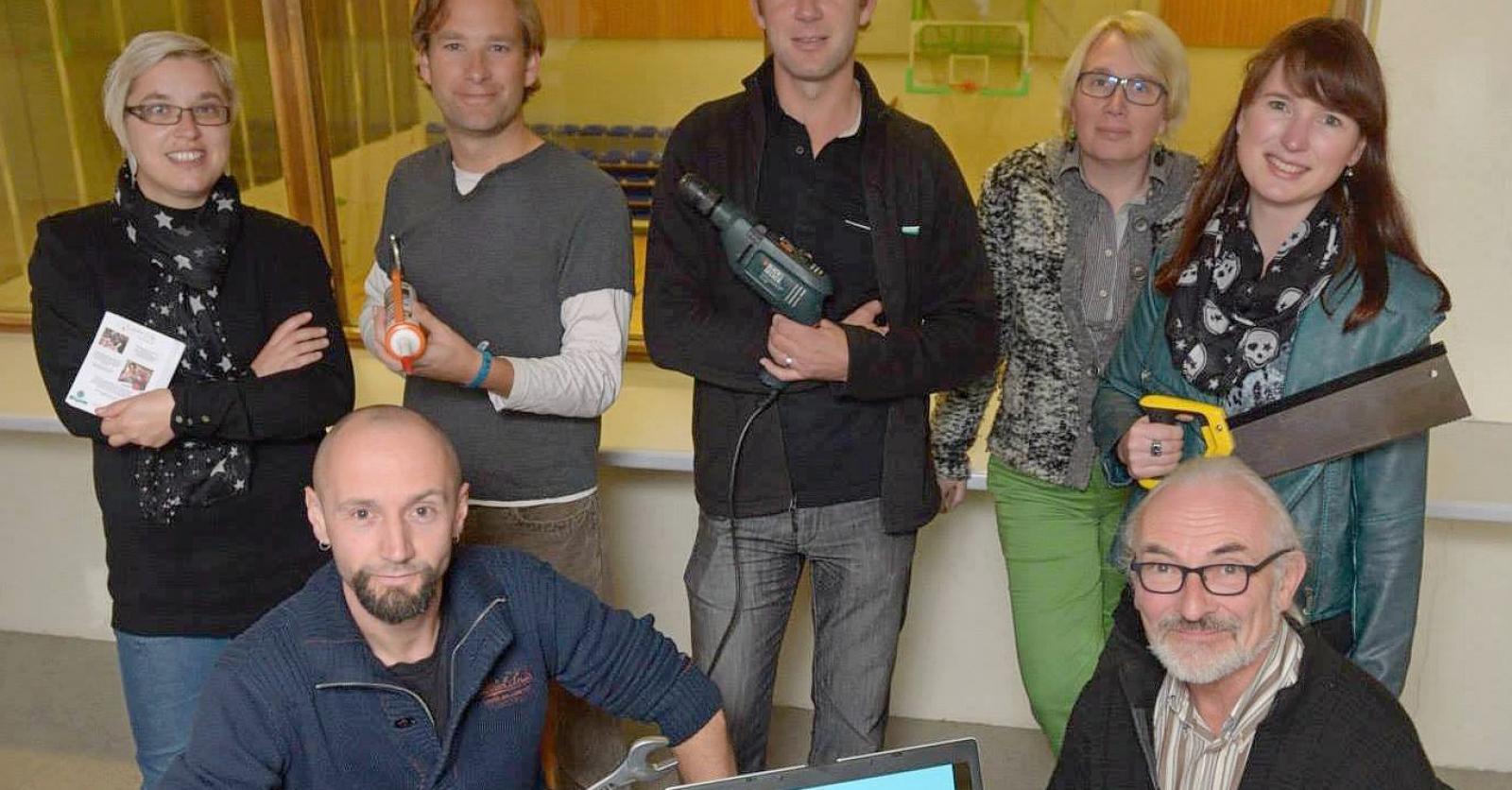Nieuwe editie van Repair Café in Zaal Molenwiek: laat je oude spullen ...