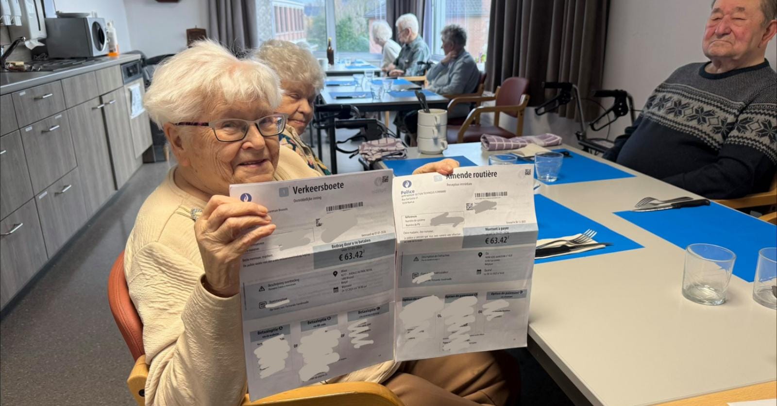 “Stiekem naar Brussel gereden?” 92-jarige ‘snelheidsduivel’ krijgt ...