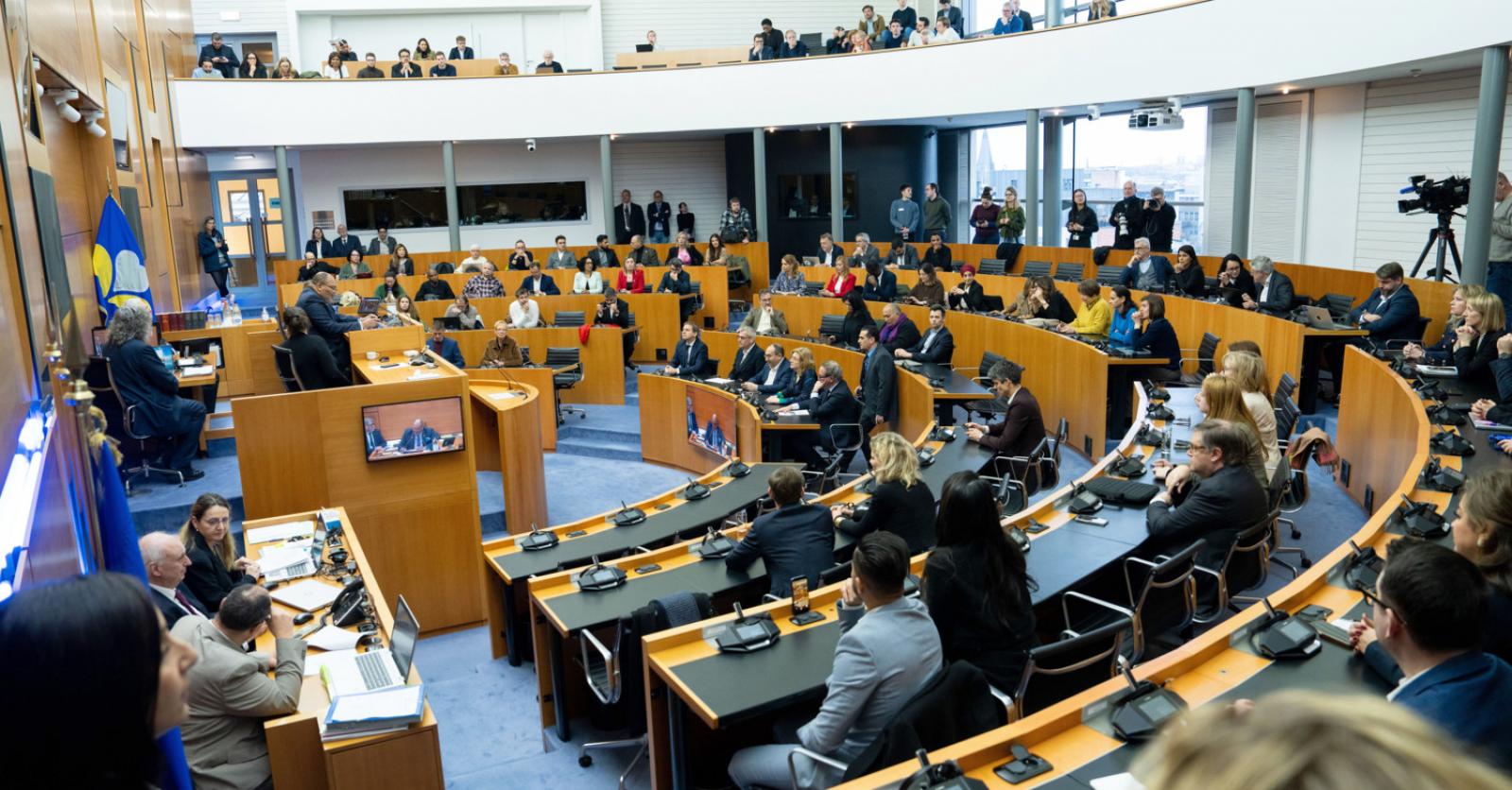 Scandale au Foyer anderlechtois: le parlement bruxellois face à un ...