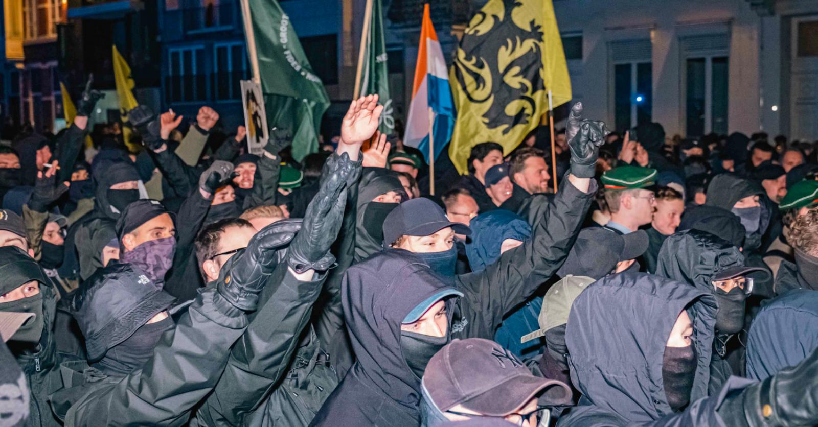 Extreemrechts geweld in Vlaanderen: hooligans, haatzaaiers en orthodoxe ...