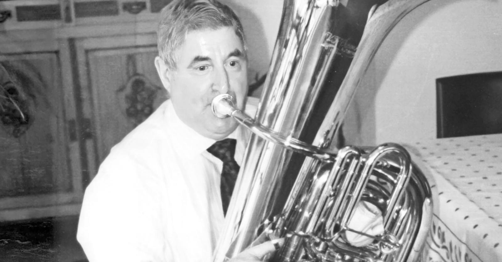 Harmonie uit Moorslede rouwt om overlijden van gewezen muzikant en ...