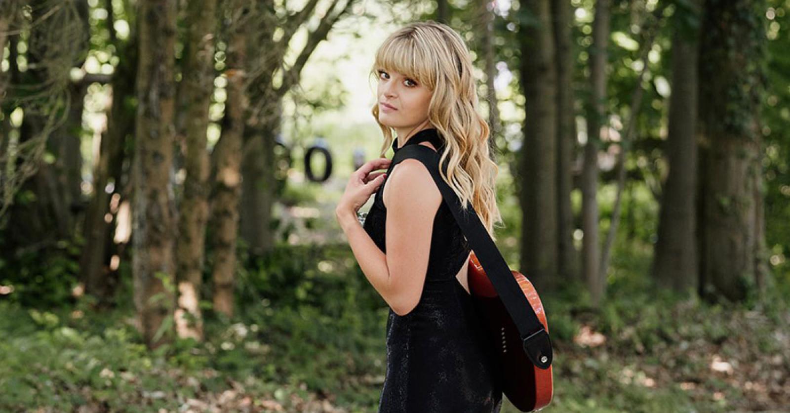 Julie De Donder (20): ‘Ik voel me soms erg eenzaam’