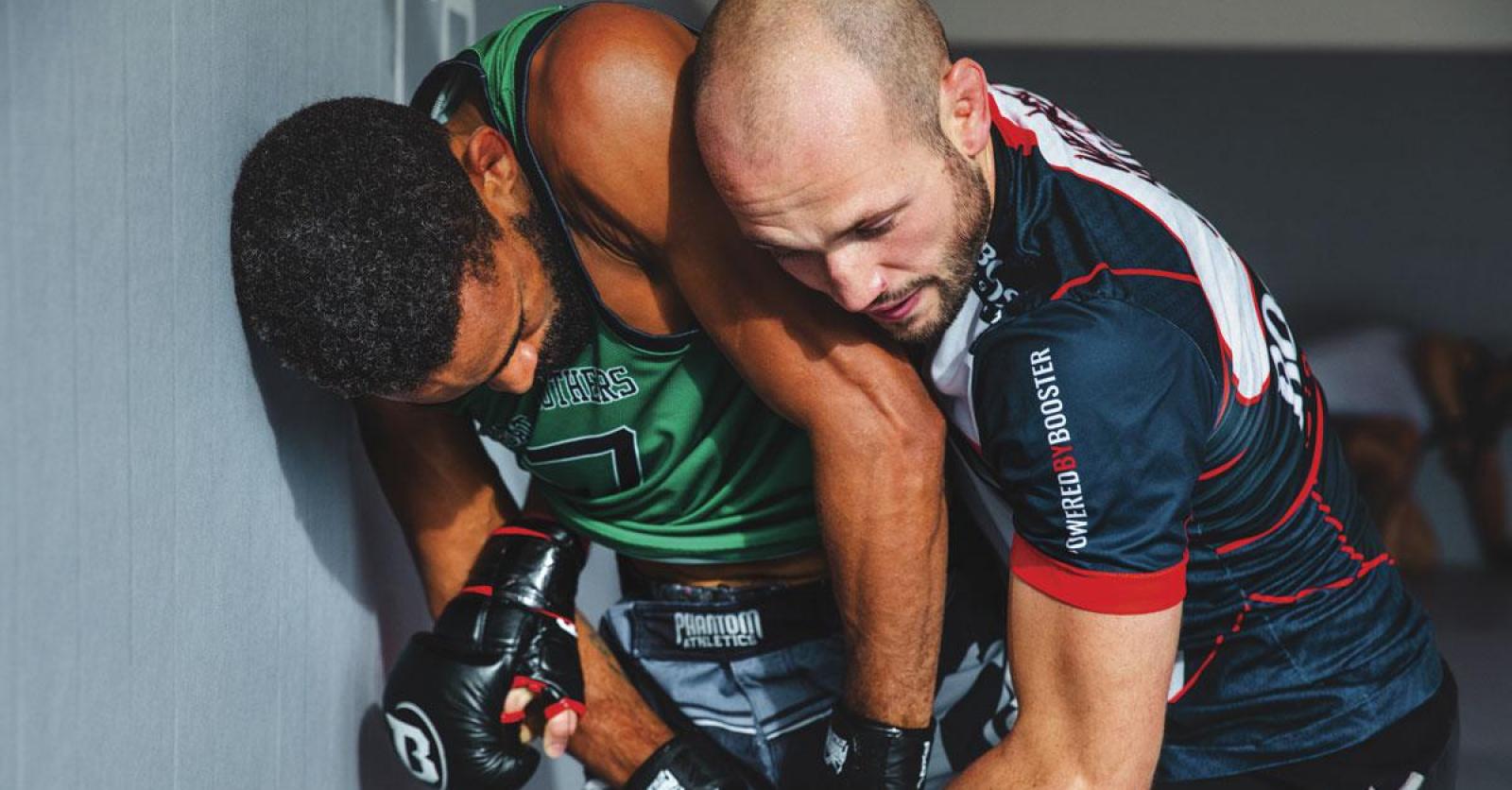 MMA-vechter Jan Quaeyhaegens: ‘Op elkaars gezicht slaan creëert een ...