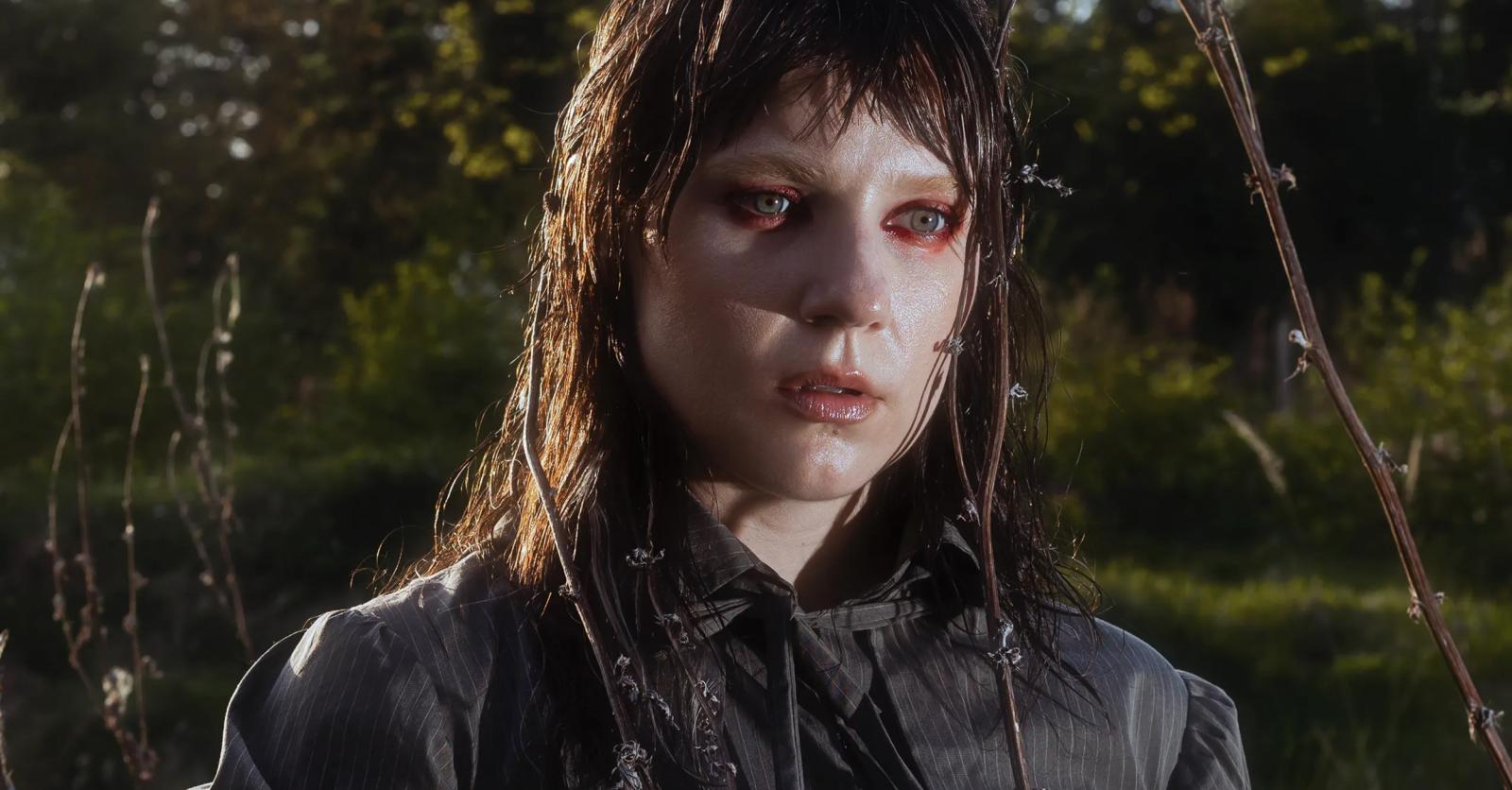 De muziek van Martyna Basta klinkt als de audiovariant van een ...