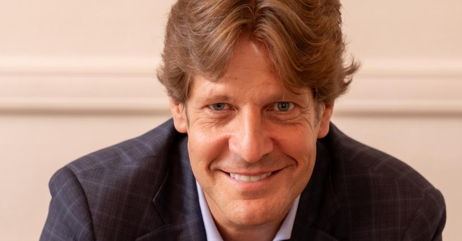 Ontbijtbabbel met zanger Günther Neefs: “Die achternaam is wel iets om ...