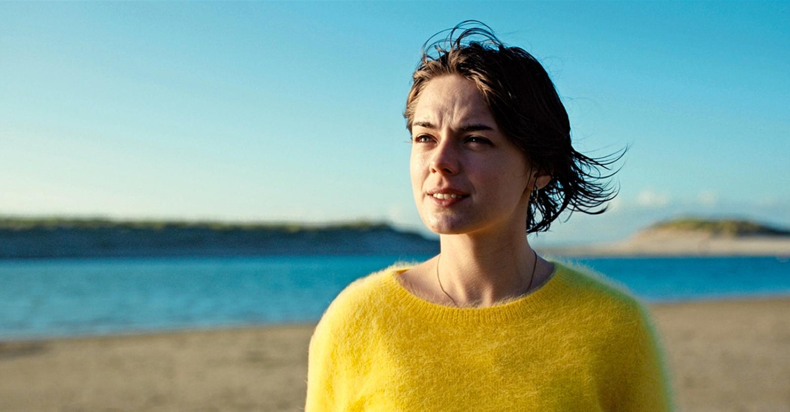 Freya Van Campenhout debuteert in ‘Badgast’: ‘Tiens, ik kom écht vaak ...