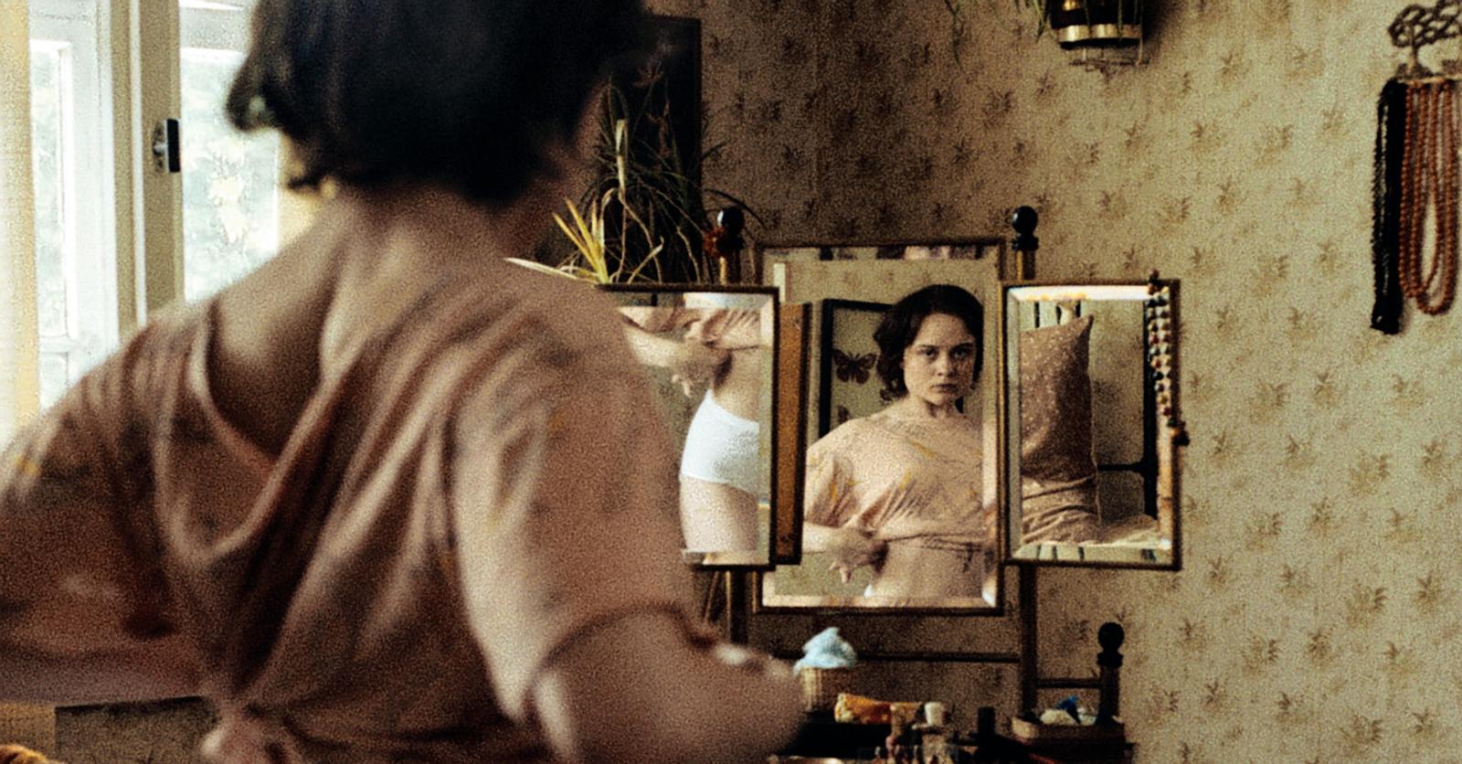 ‘Sound of Falling’ is cinema die blijft hangen in je hoofd en je lijf