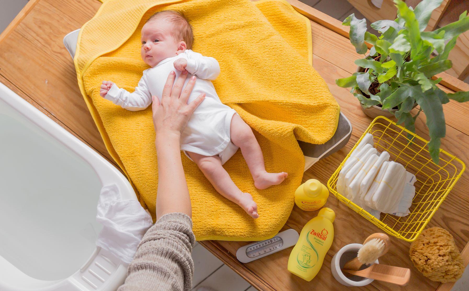 Je baby een badje geven? Zo pak je het goed aan! - Libelle Mama