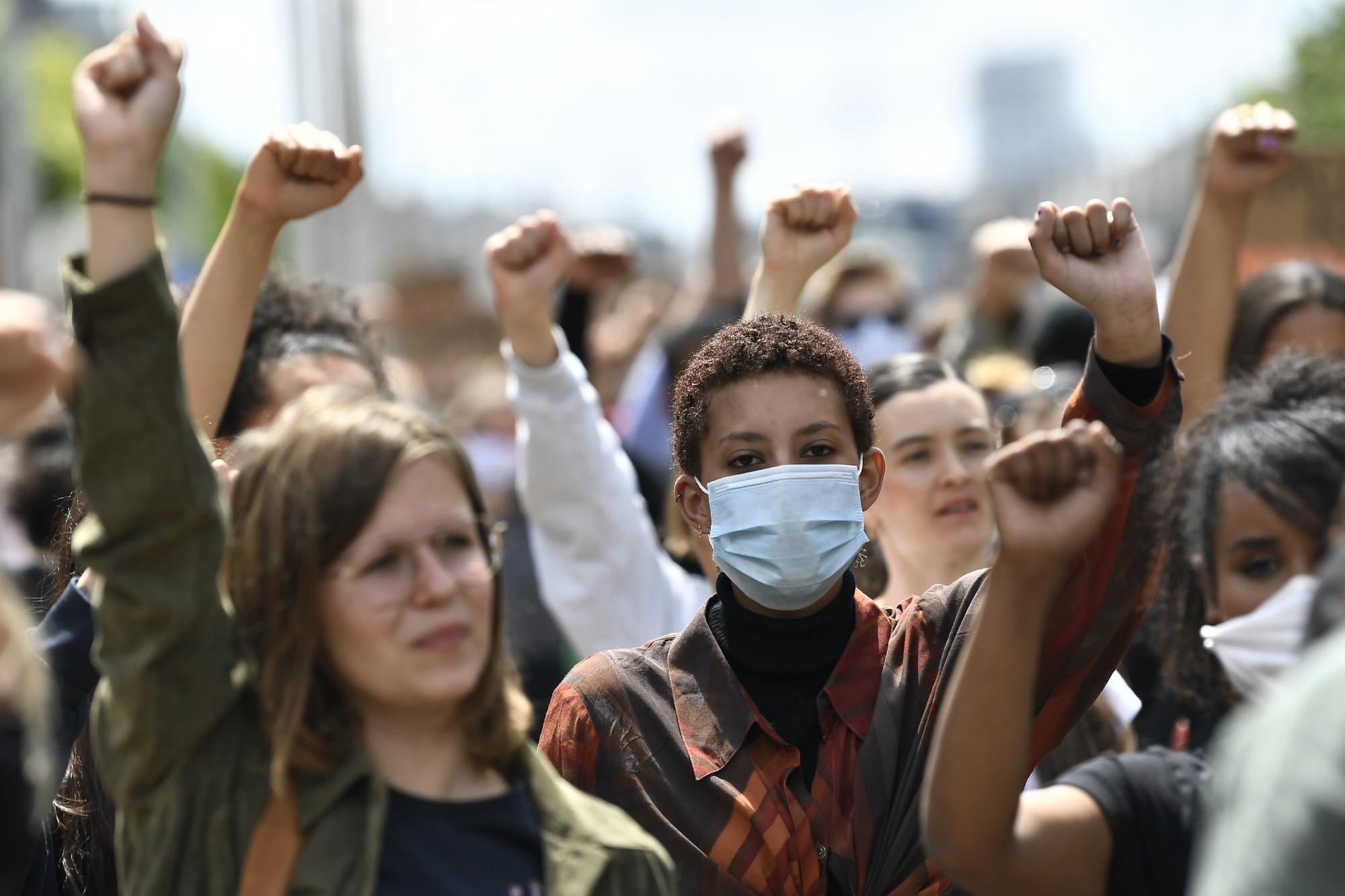 10.000 deelnemers aan Belgische protestacties tegen racisme, honderden ...