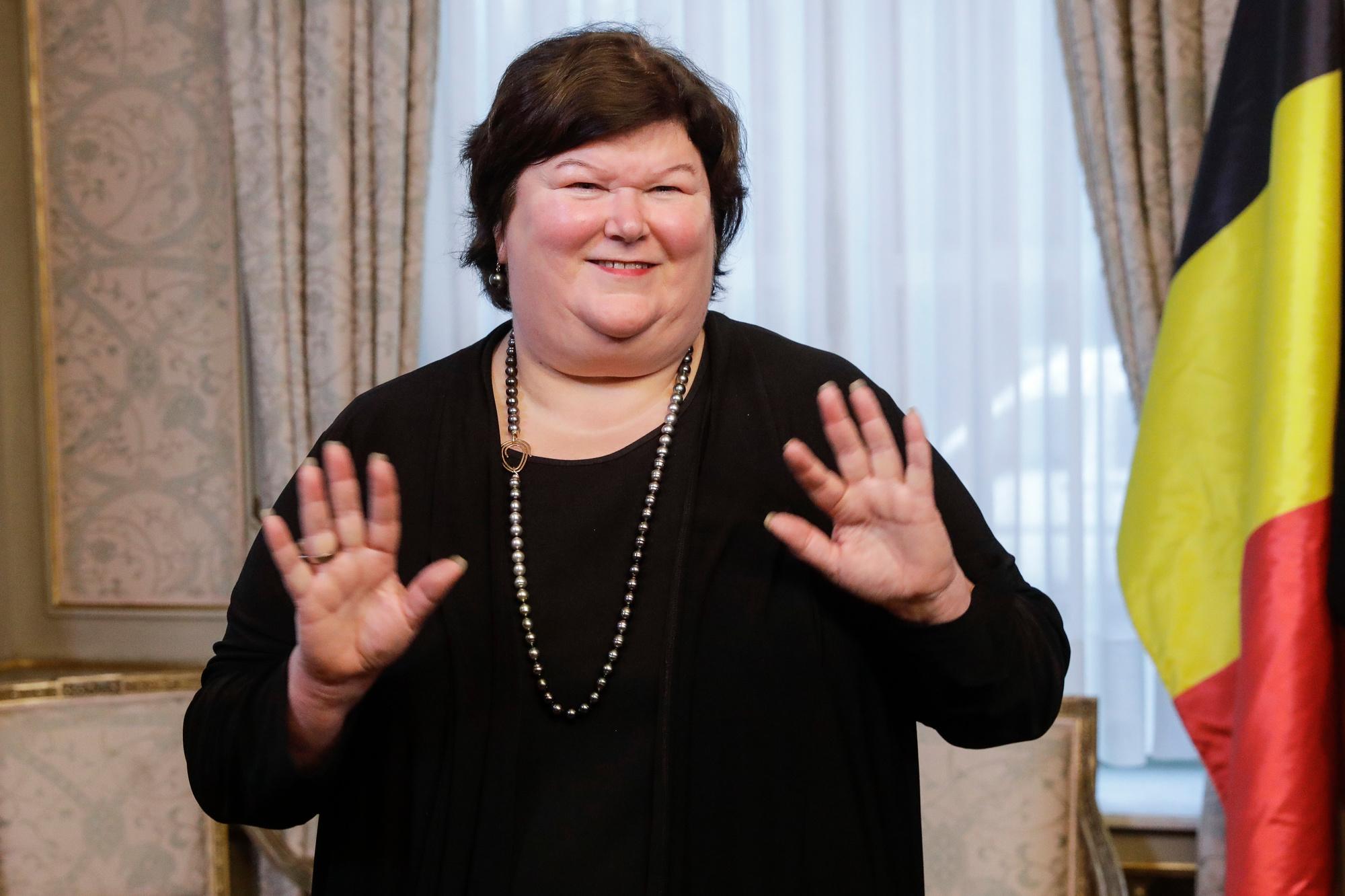 "Maggie De Block doit partir. Maggie De Block va partir. Pourquoi?"