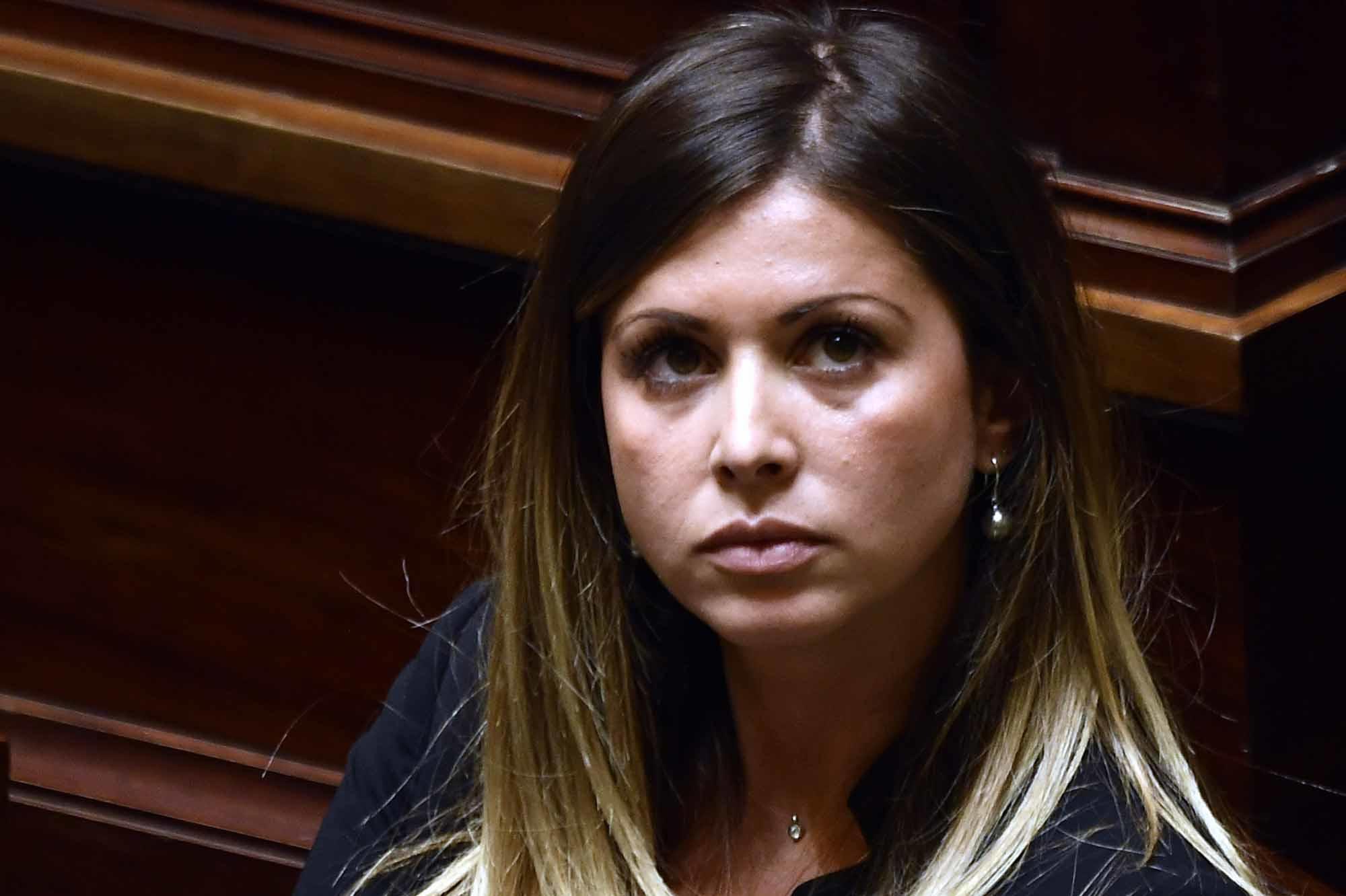 Nawal Ben Hamou, une jeune secrétaire d'Etat encore peu connue du public