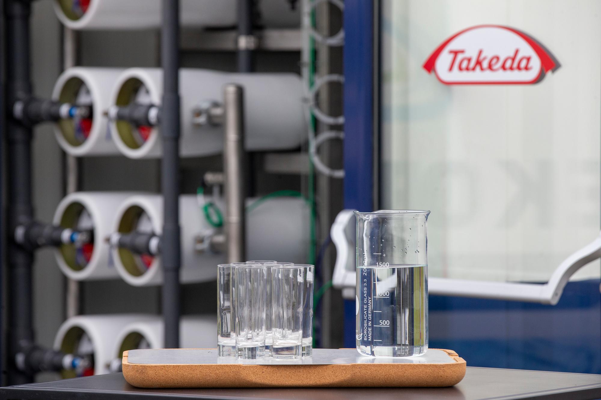 Lessines: La société pharmaceutique Takeda inaugure une nouvelle ligne ...