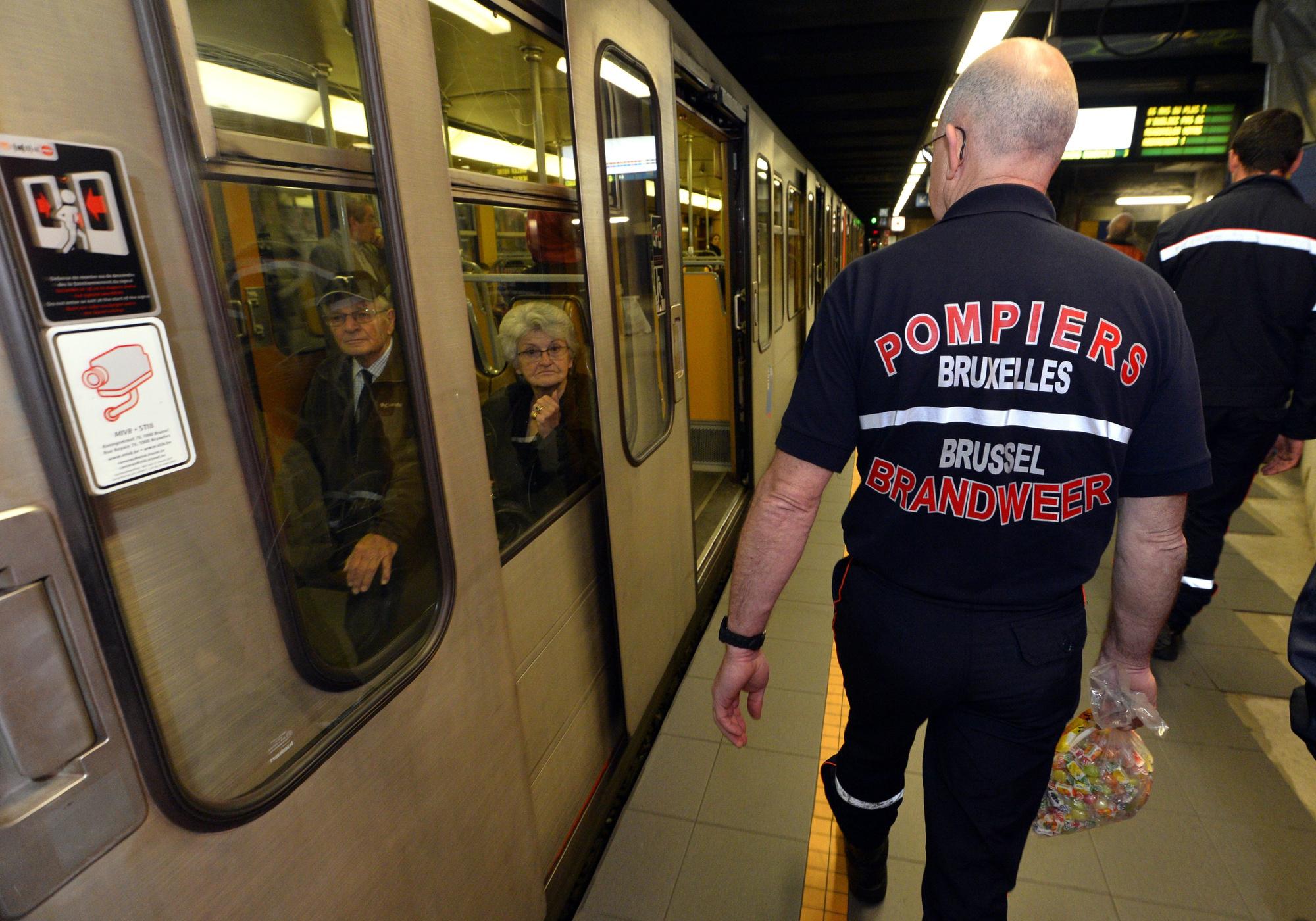 Les pompiers bruxellois se préparent à éliminer 400 kg de pièces ... Les pompiers bruxellois se préparent à éliminer 400 kg de pièces ...