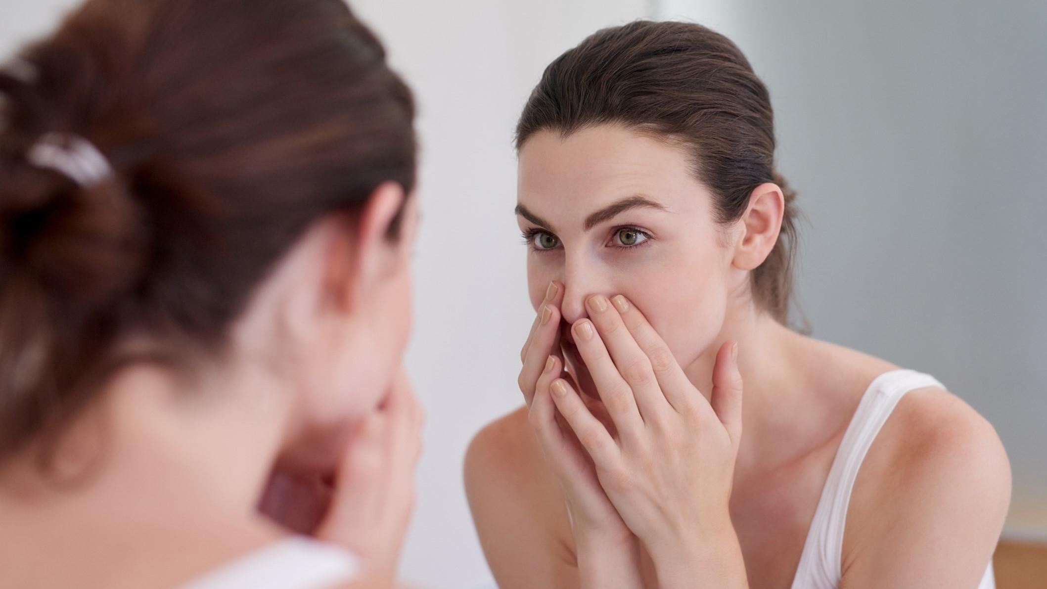 Zwarte puntjes of mee-eters: zo kun je ze voorkomen - Libelle